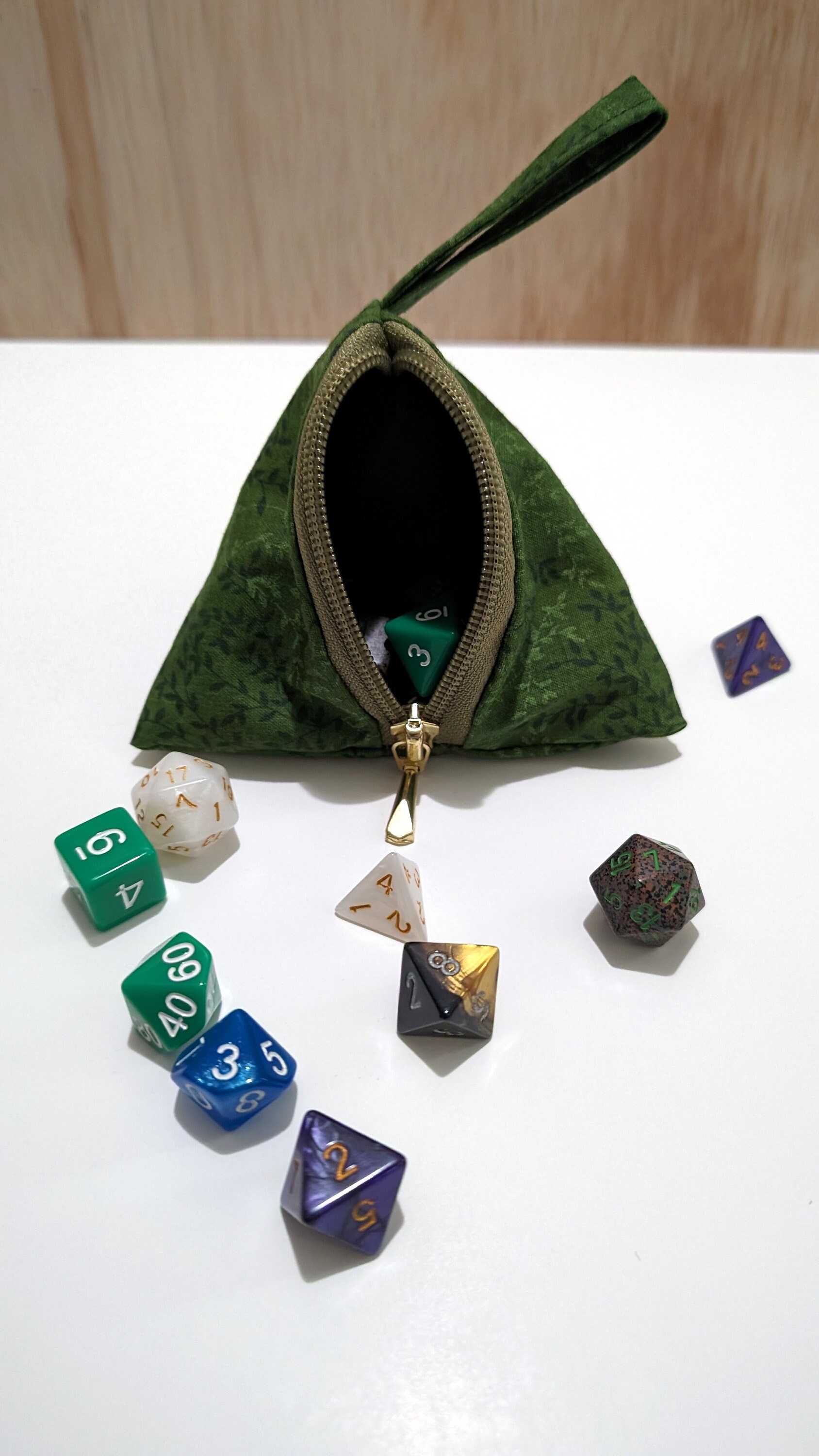 Small D4 Triangle Dice or Trinket Bag for Key Chains and Backpaks ...