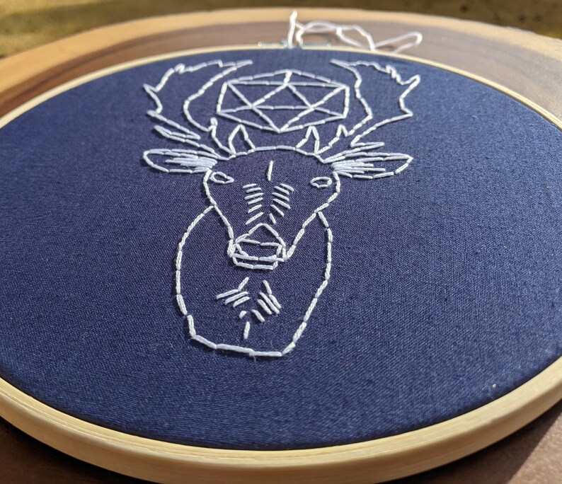 Druid Stag D20 Dice Embroidery Hoop - Etsy