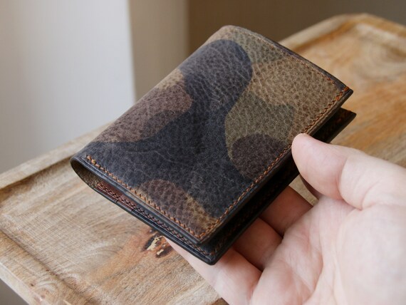 Luxury Leather Wallet Thin Wallet Minimal Wallet Gift Free Personalization Camo Wallet Military Style Military Wallet Camuflage Etsy