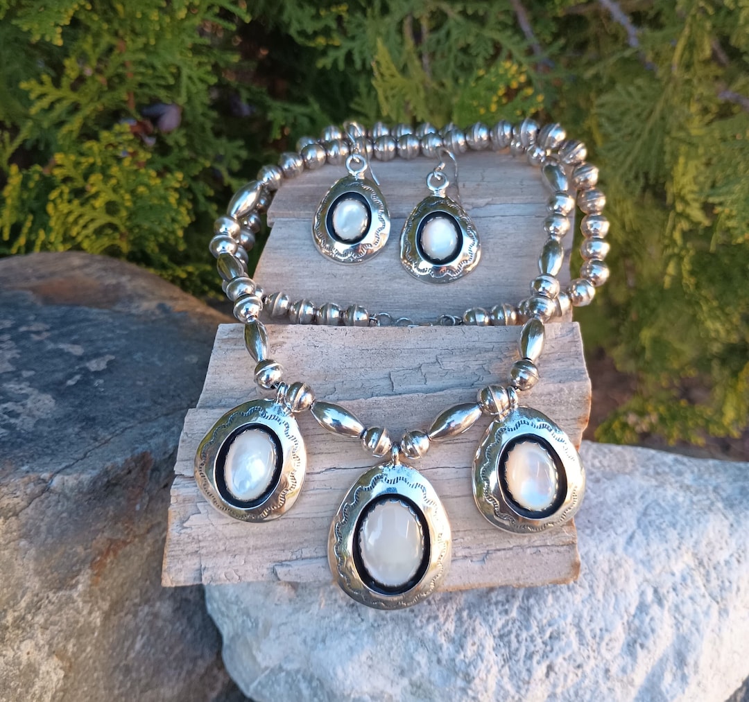 TEDDY GOODLUCK Sterling Silver Shadow Box Necklace & Earring Set ...