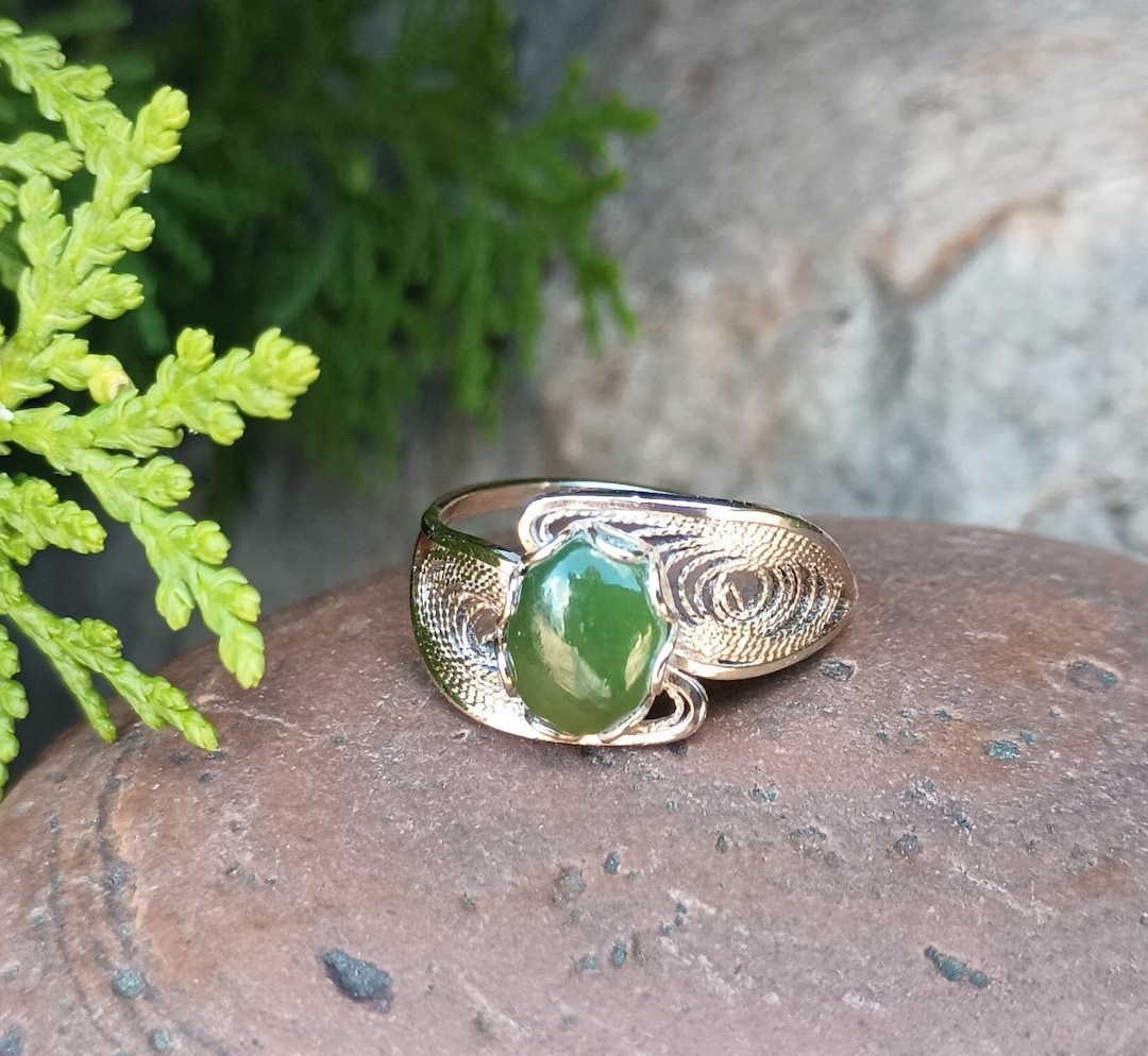 WHEELER MANUFACTURING Sterling Silver Ring, Signed WM, Green Stone Jade ...