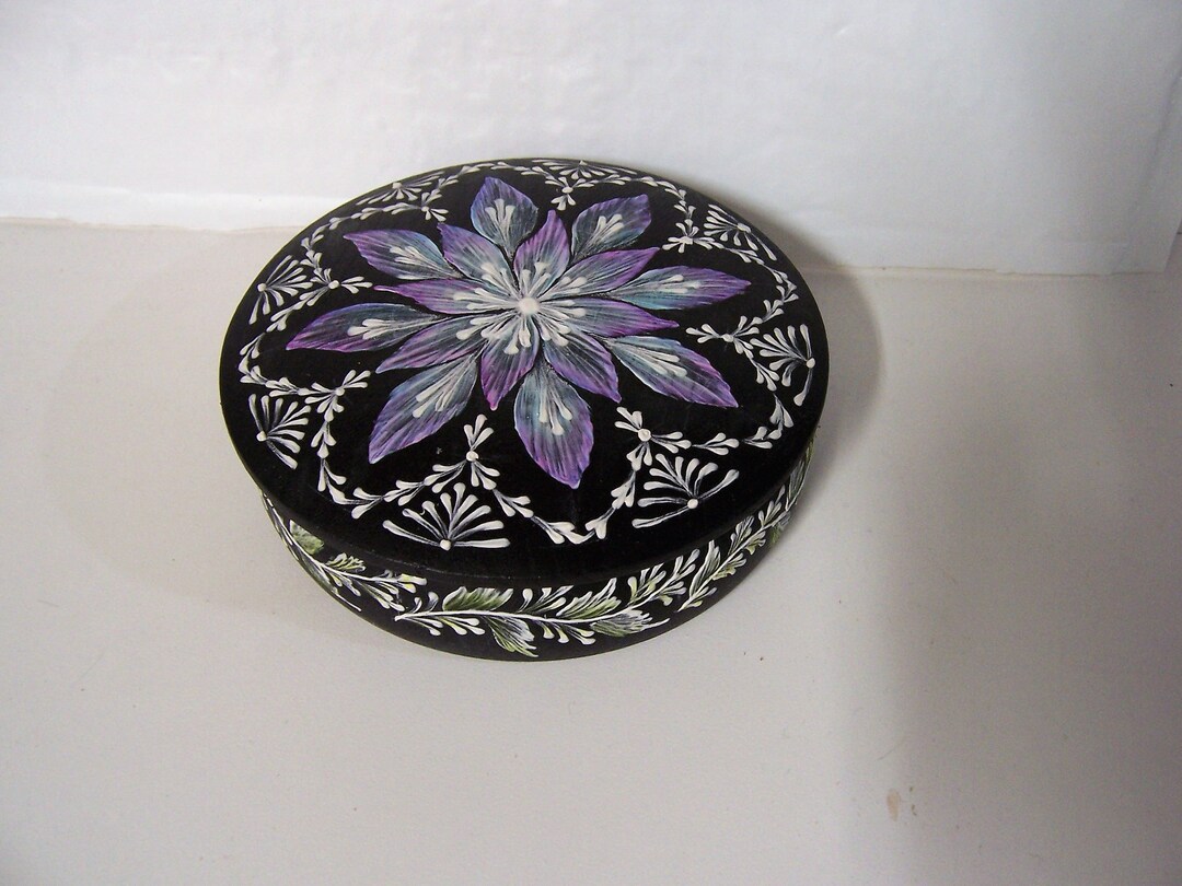 Flower and Leaves Wood Trinket Box black Margot Clark Mud Technique ...