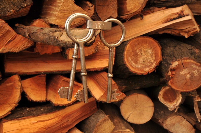 Prison Keys Metal Keys Old Keys Embellishments Set of Three | Etsy