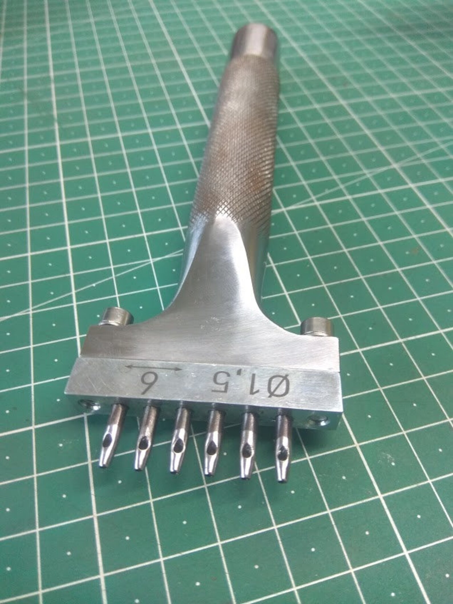 Manually Leather hole Punch tools Round 15 mm Hole Stitching | Etsy