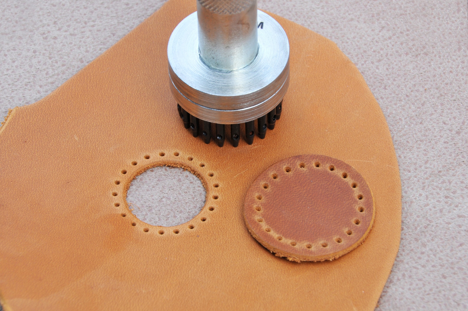 Puncher Punches for Leathercraft for Professional Steel Perforation ...