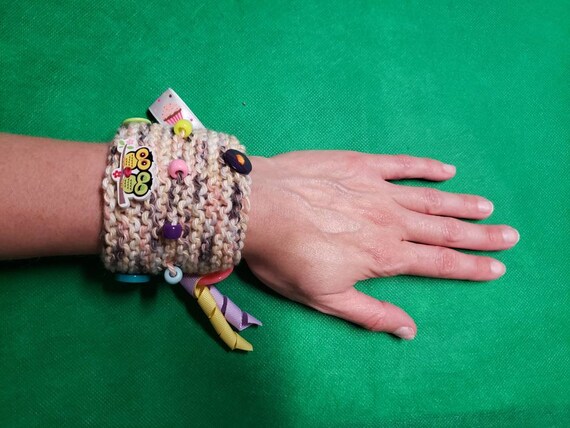 Fidget Cuff/Sensory Bracelet Twiddle Fiddle Medium | Etsy