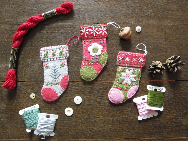 Pattern and Instructions Whimsical Felt Folk Art Stocking Ornament How ...