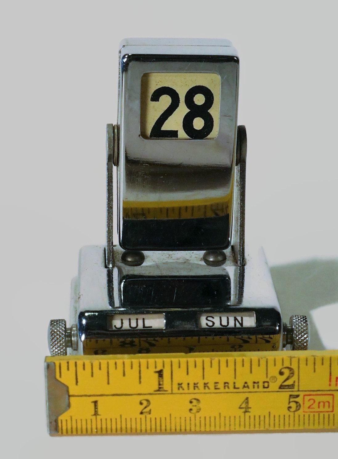 Vintage Perpetual Manual Flip Daily Desk Calendar in Chrome - Date, Day ...