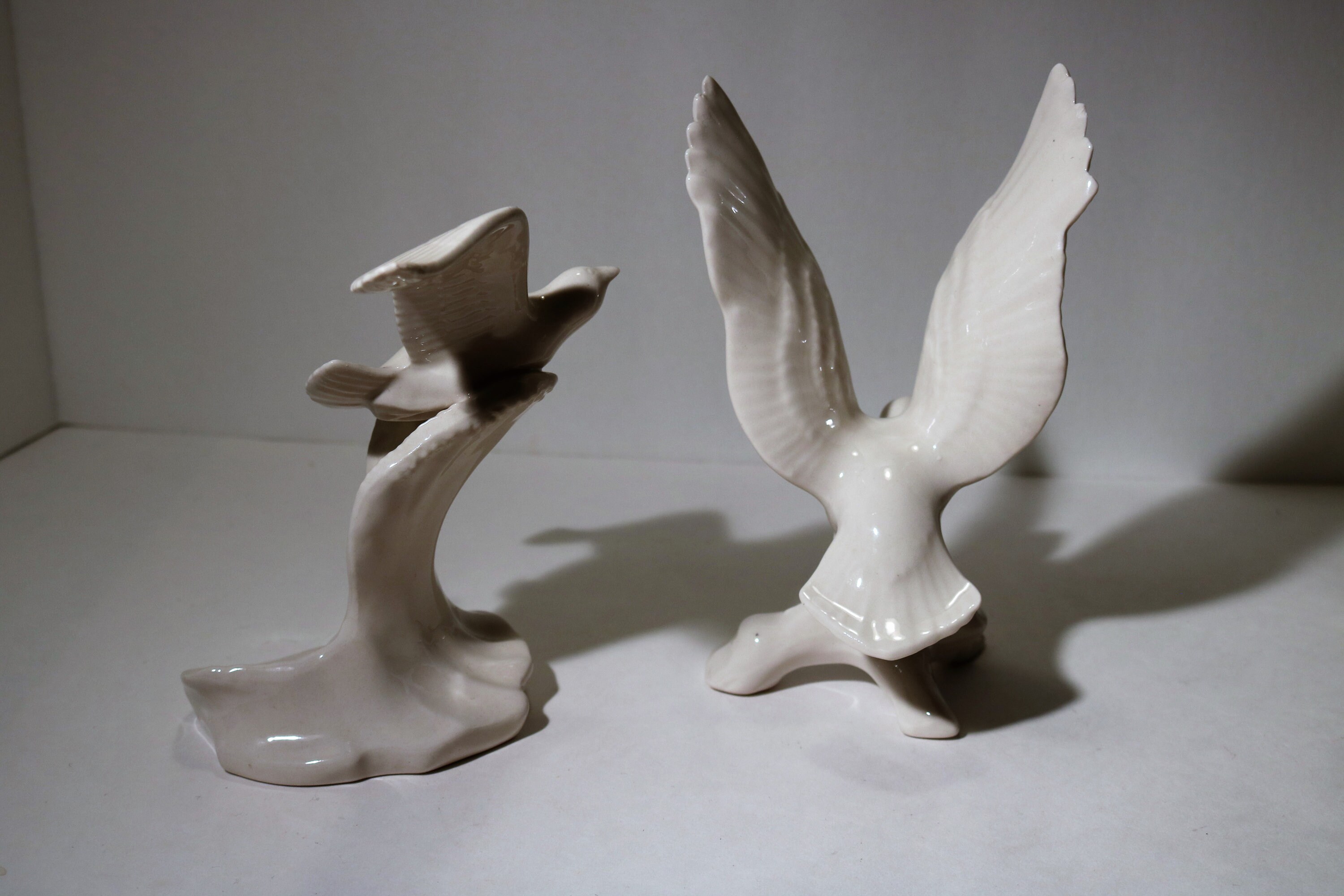 Mid Century Dwight Morris Kingswood Ceramics Set of Flying Birds ...