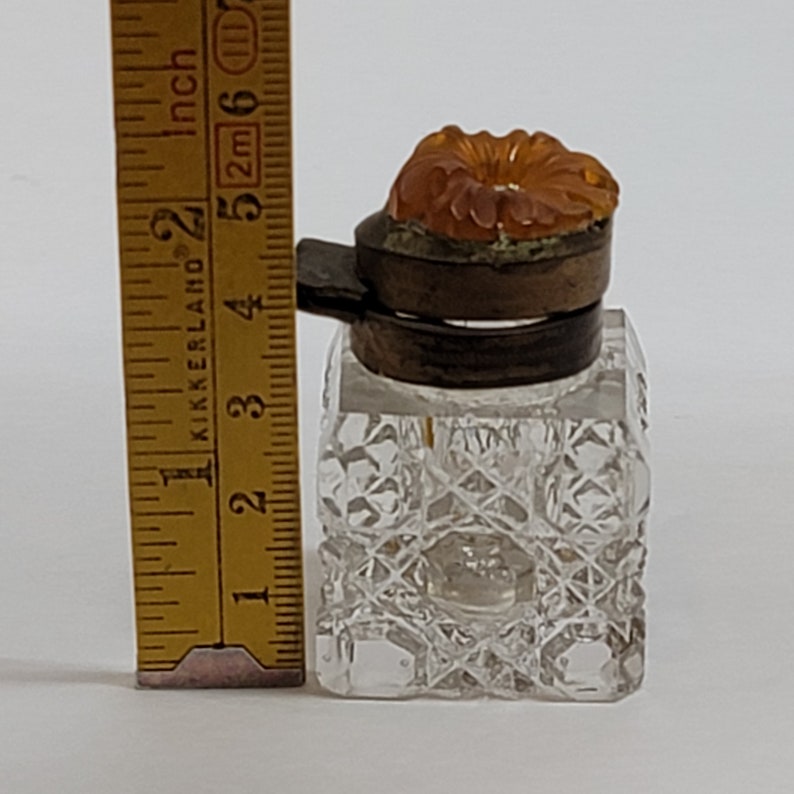 Antique Cut Crystal Small Inkwell Pot With Plastic Flower Lid - Etsy