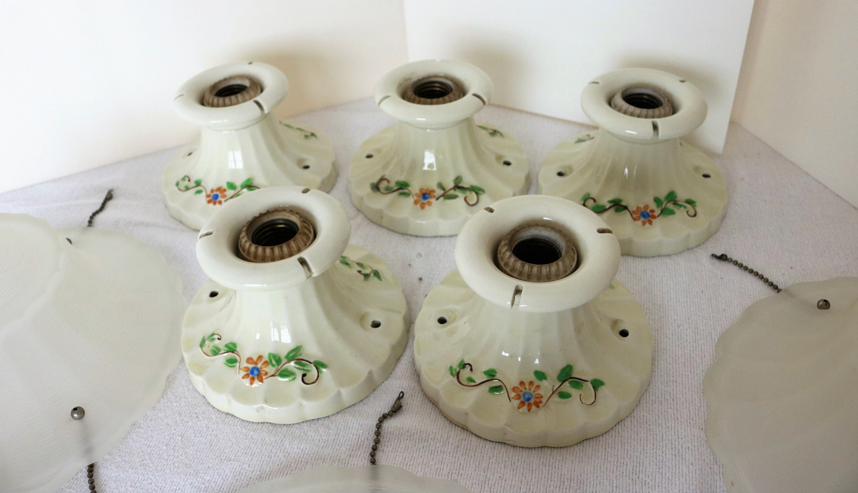 Vintage ca.1920-30's Hanging Chain Frosted Glass Globe Light Fixtures ... Vintage ca.1920-30's Hanging Chain Frosted Glass Globe Light Fixtures ...