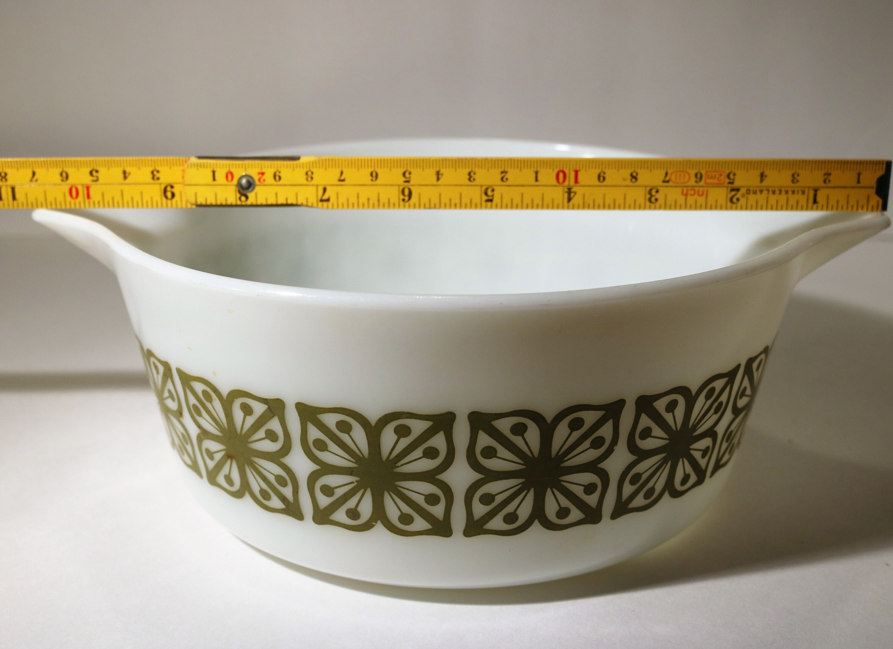1950's Pyrex Green Verde Square Flower 2 1/2 Qt Casserole