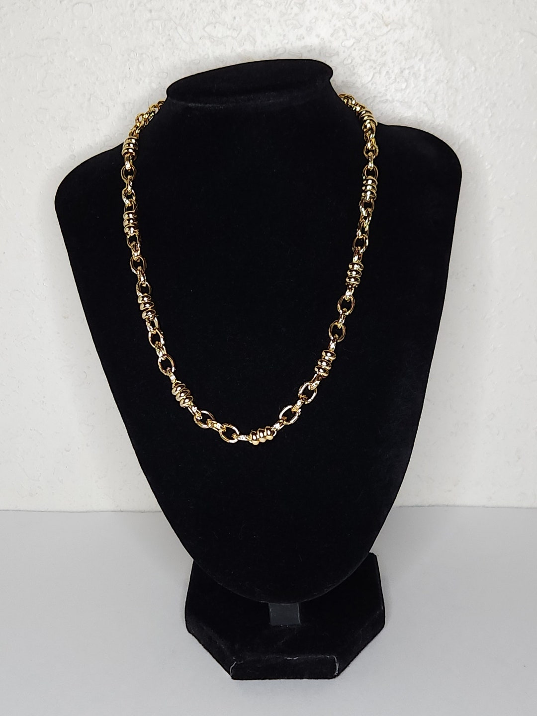 Vintage Gold Tone Oval Link Chain Necklace With Round Gold Tone Beads C ...