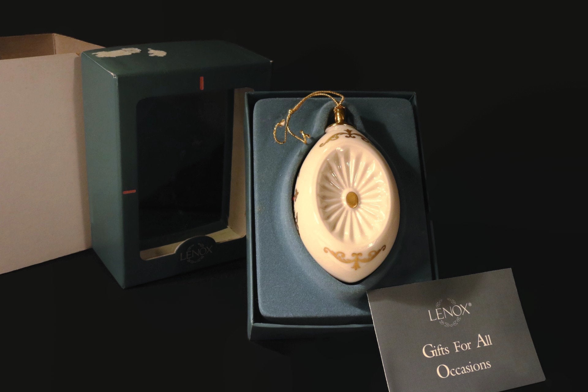 1992 Lenox Traditional Reflector Annual Ornament