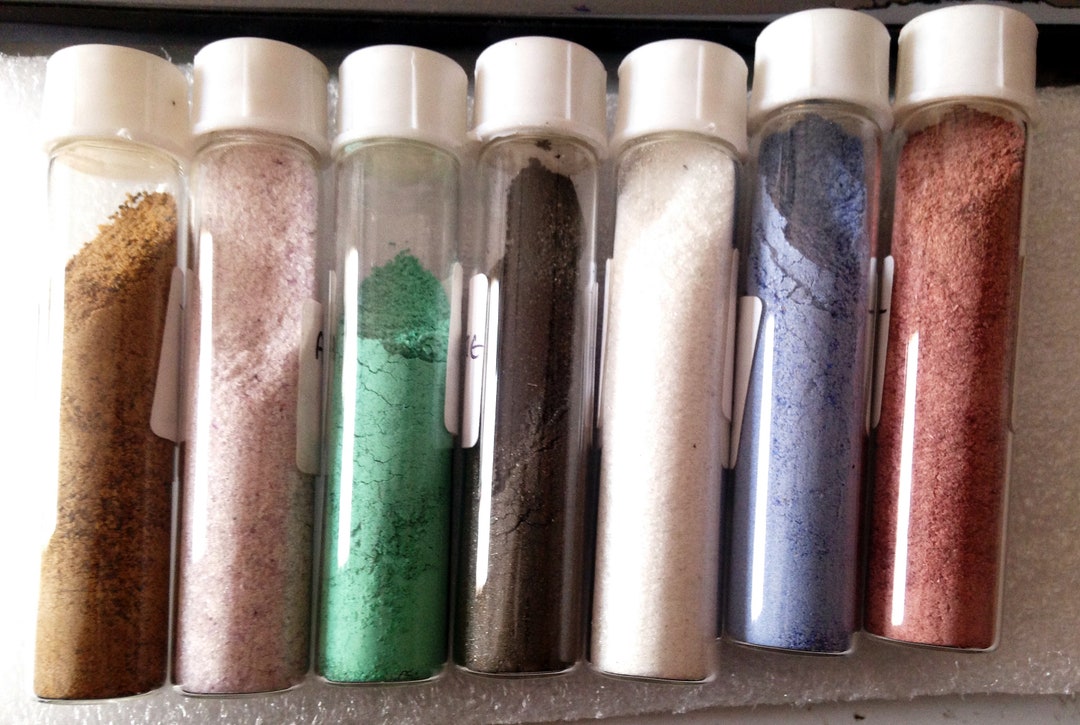 Hand Crushed Natural Colour Pigments Natural Gemstone Powders 35 Mesh ...