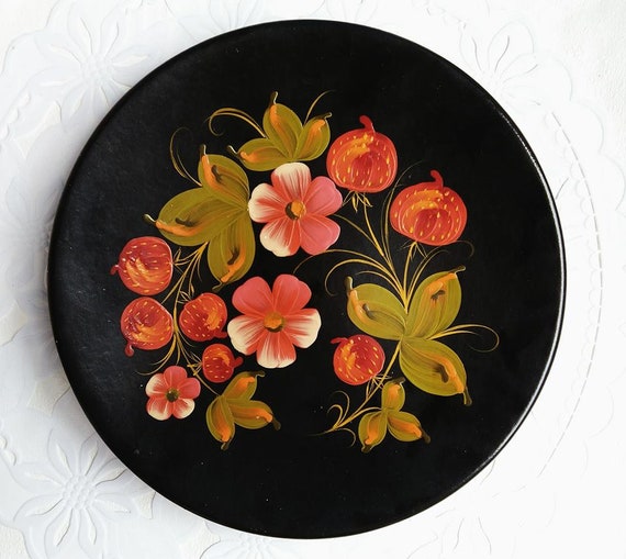 Decorative Floral Wall Plates at Leonard Kaminski blog