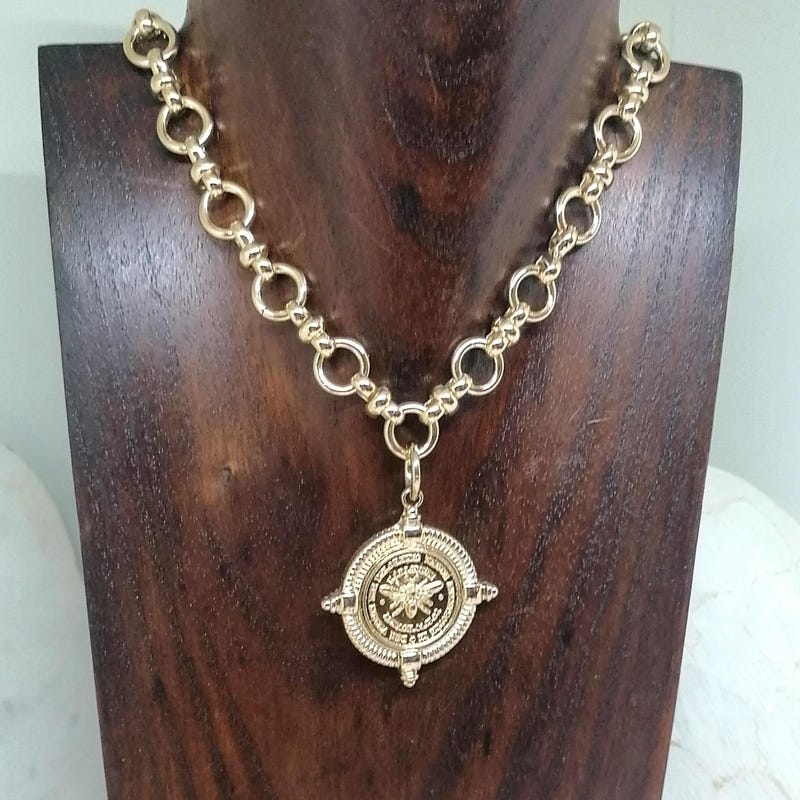 Chunky Gold Bee Necklace - Etsy UK