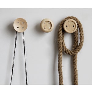 Natural Wooden Minimalist Decorative Fabric Buttons Design Single Wall ...
