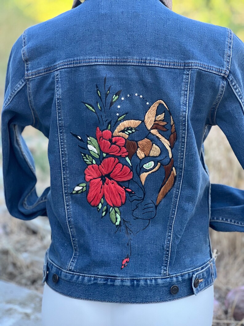 Hand Embroidered Denim Jacket, Custom Embroidery, Embroidery Art ...