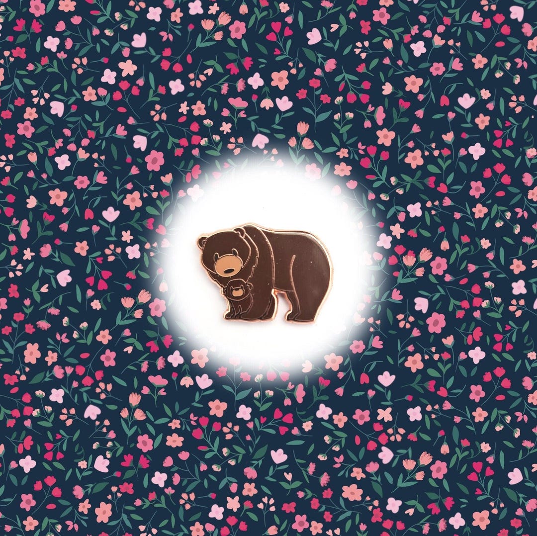 Mama Bear and Baby Bear - Small Enamel Pin, Mother’s Day Gift - Etsy