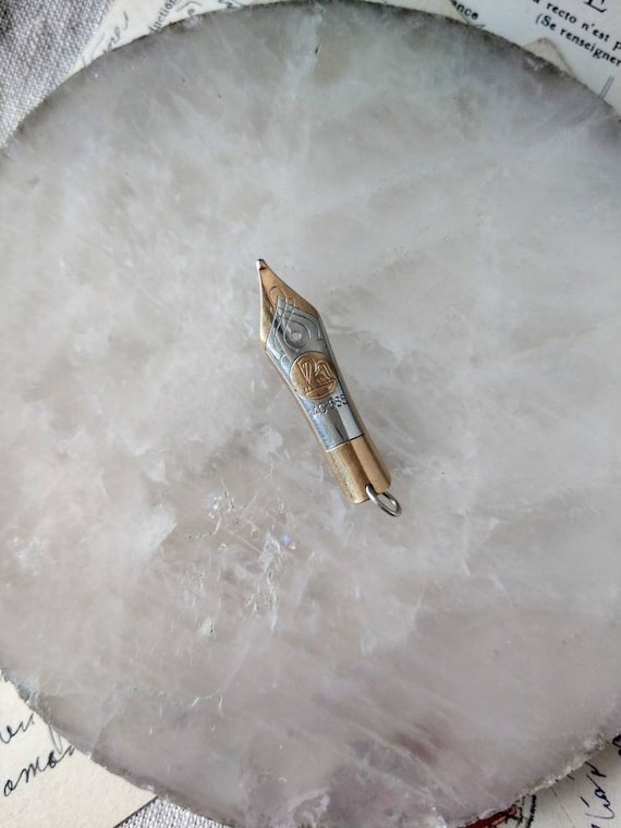 Pelikan fountain pens - Gem