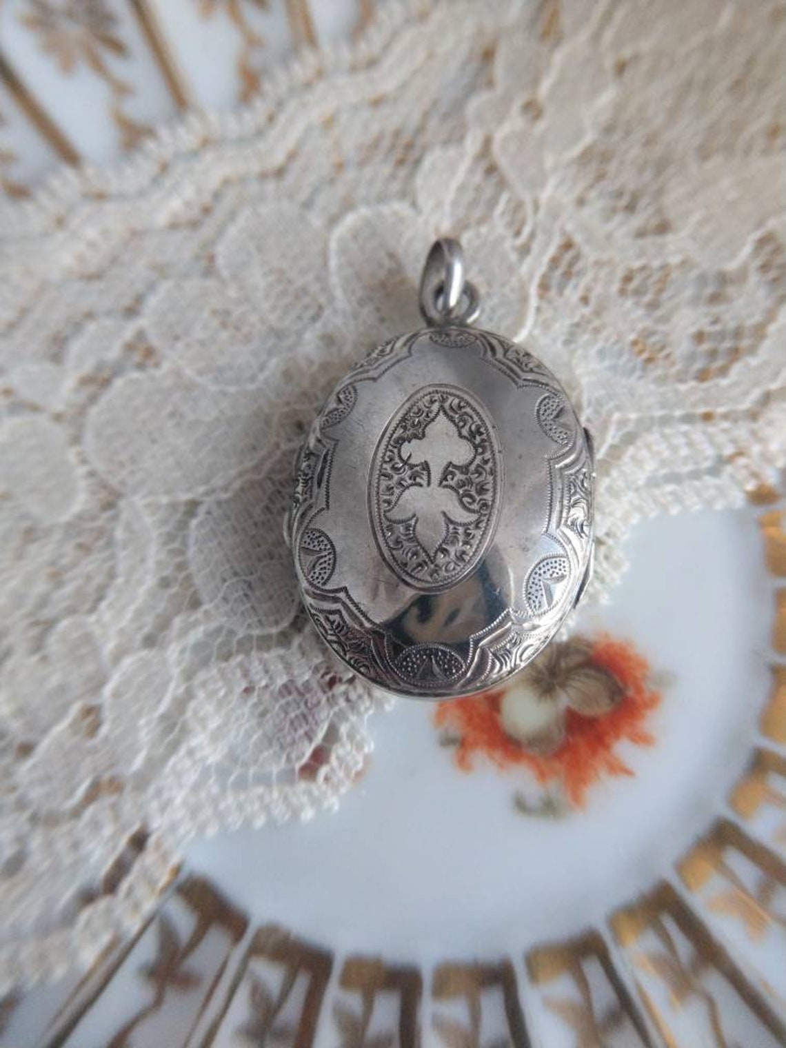 Antique engraved 19th century silver locket | Etsy