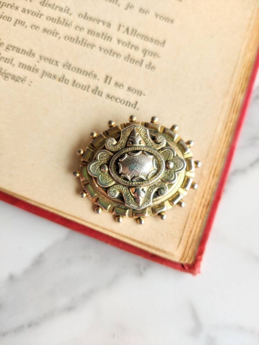 Vintage Freirich Brooch in Golden Metal, Victorian Style - Etsy