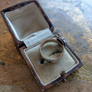 Antique Ring With a Hidden Compartment / Sentimental Jewelry - Etsy
