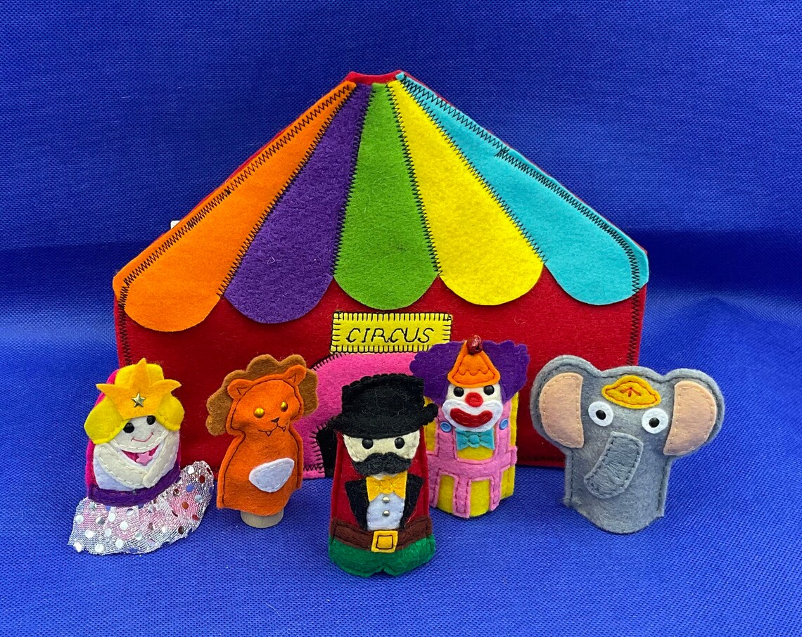 Circus Finger Puppet Set - Etsy