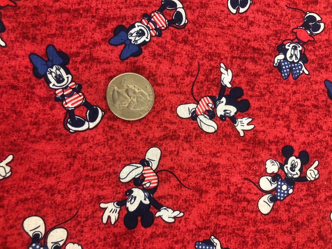 Disney Mickey And Minnie Mouse 100 Cotton Fabric Fat Quarter Fq