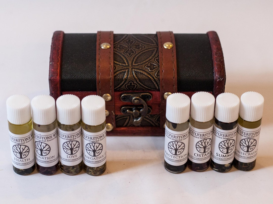 Chest of 8 Anointing Oils - 10ml - Witchcraft Kit , Spell Kit, Starter ...