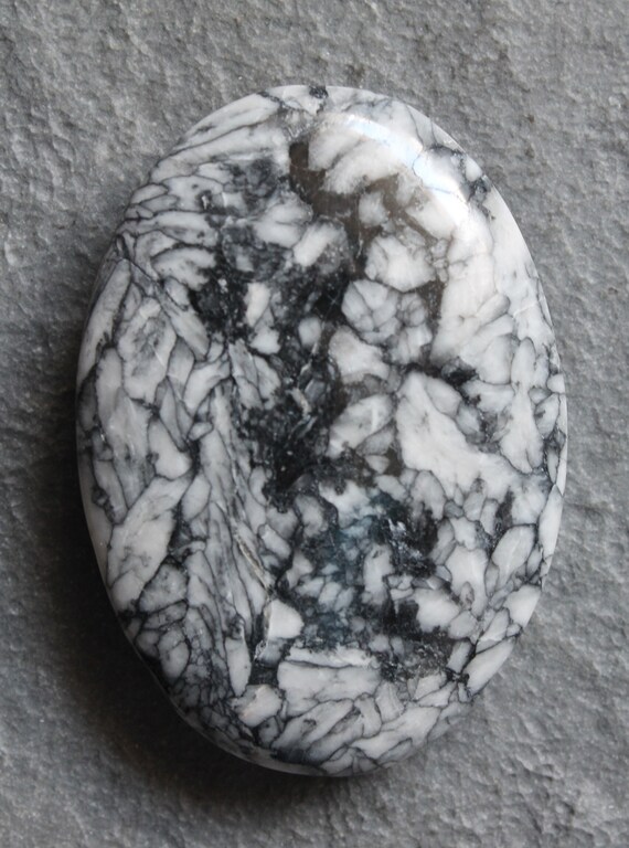 Home Décor Rocks & Geodes Celestobarite Palm Stone Polished ...