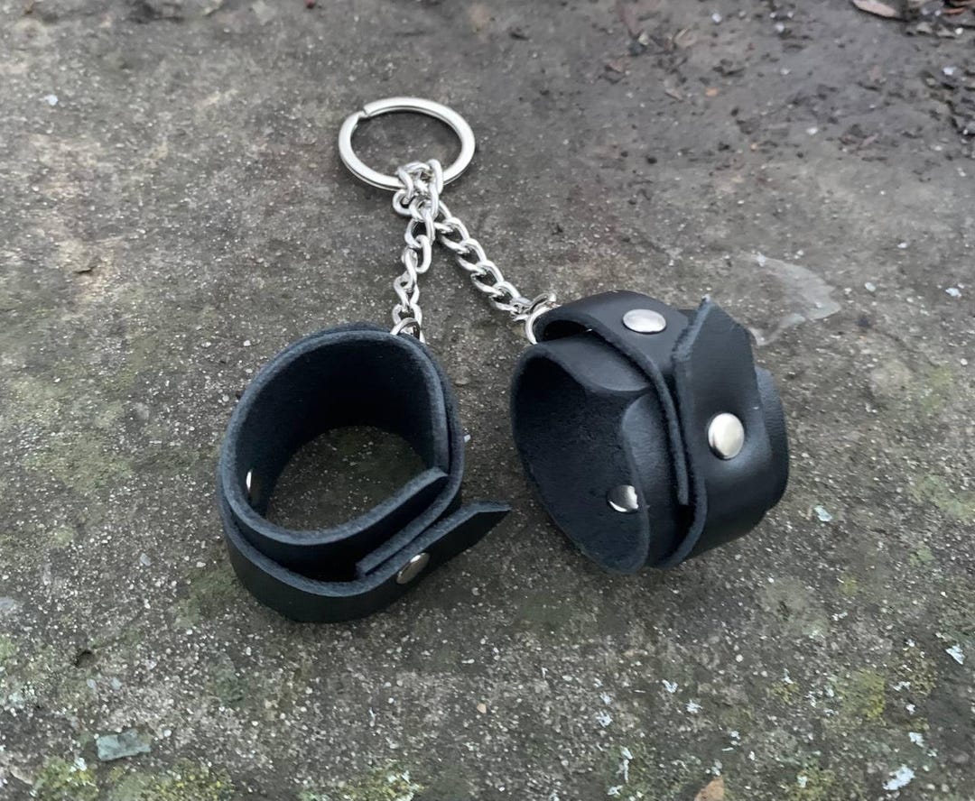 Keychain Miniature Handcuffs (black Smooth Leather), Accessory ...