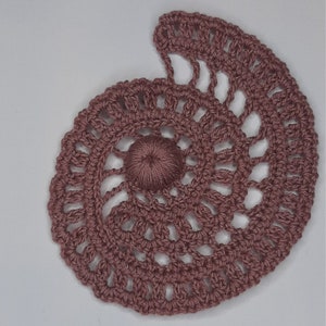 Seashell Crochet Pattern. Irish Lace Crochet Motif Seashell. Crochet ...