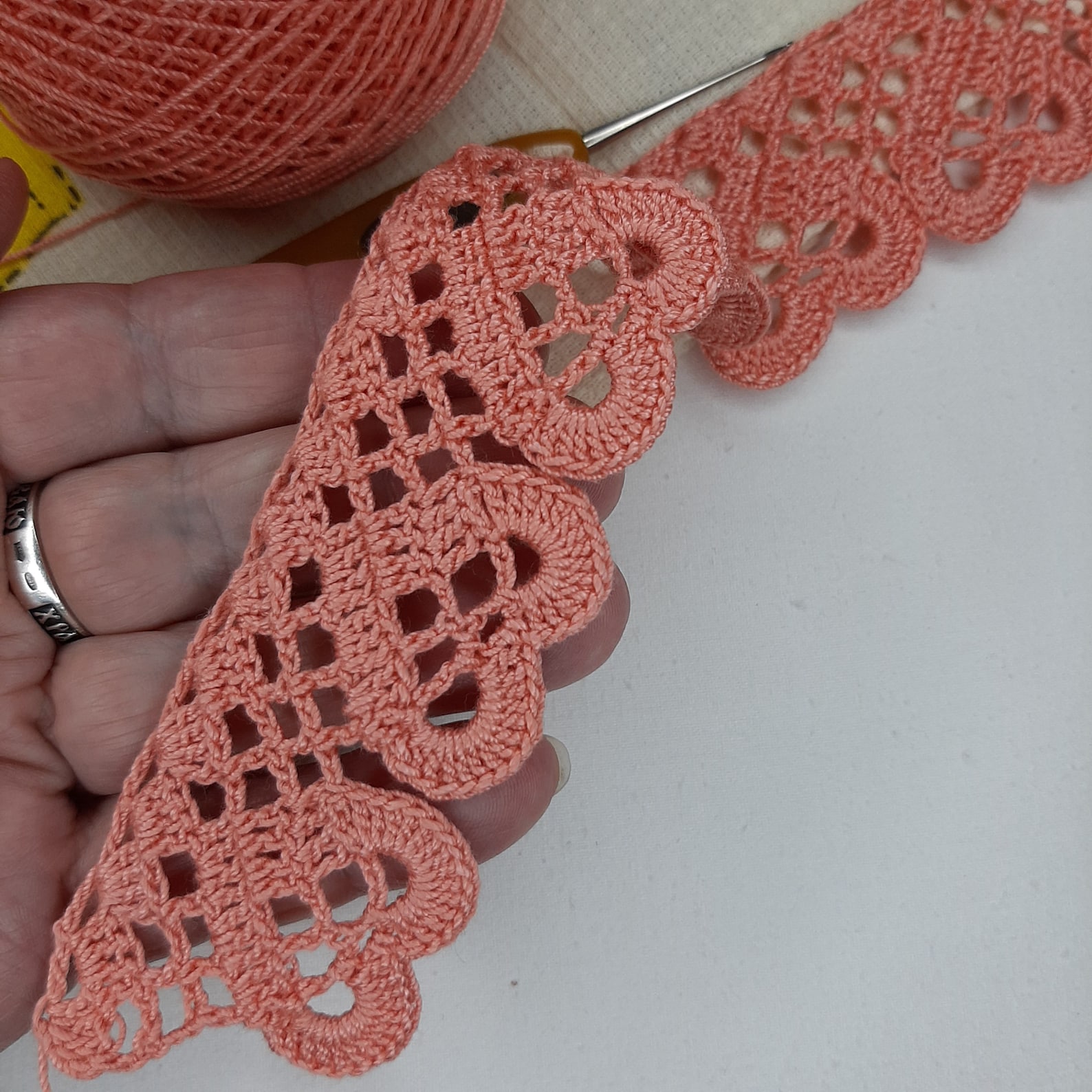 Crochet Edging Pattern Border Hearts Crochet for Decor Kitchen Towels ...