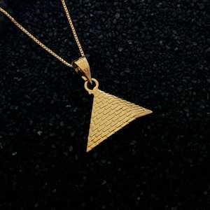 Small Egyptian Pyramid Necklace, 14k Gold Vermeil Over Sterling Silver ...