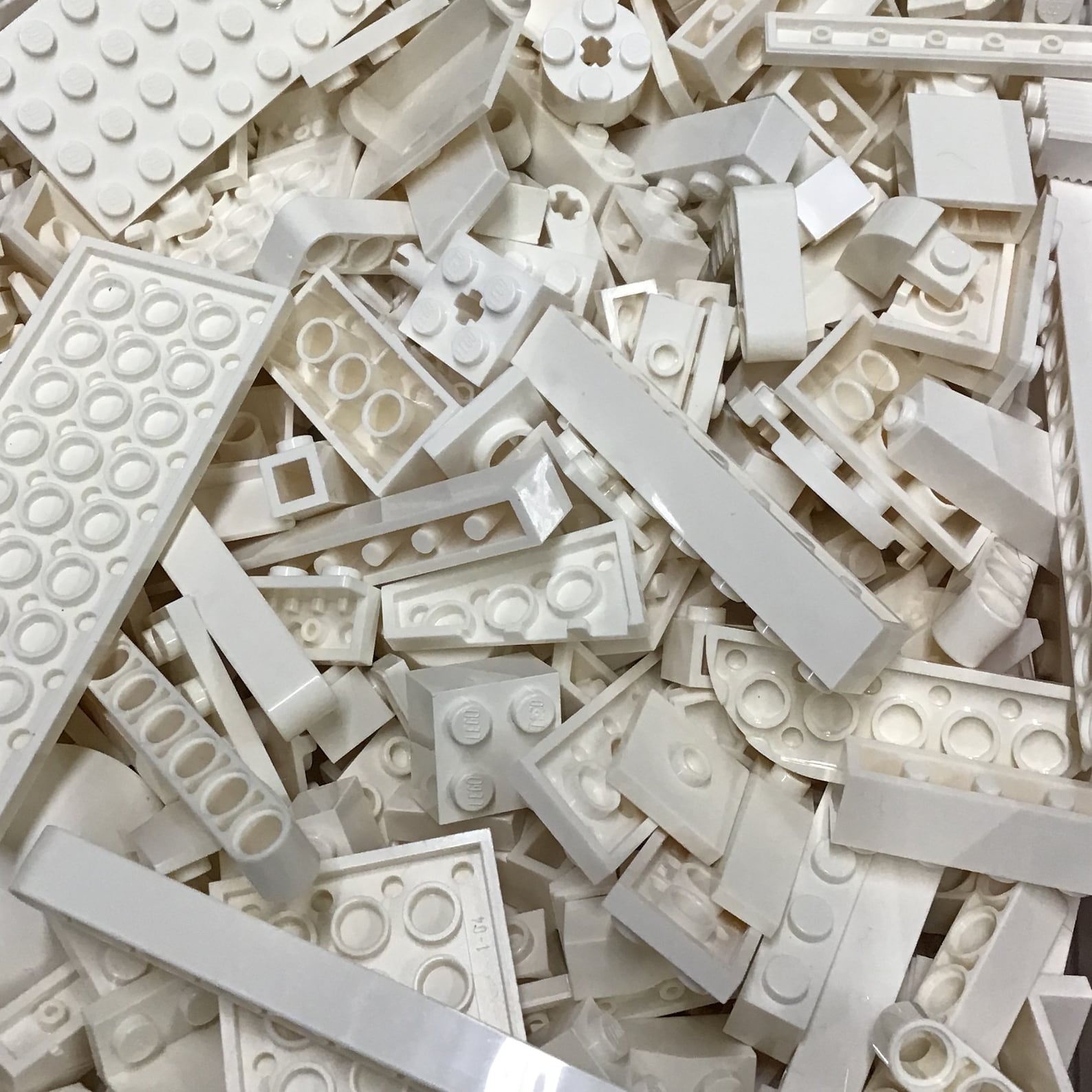 1/2 Pound of GENUINE LEGO Pieces! You Choose the Color! Fun Bricks ...