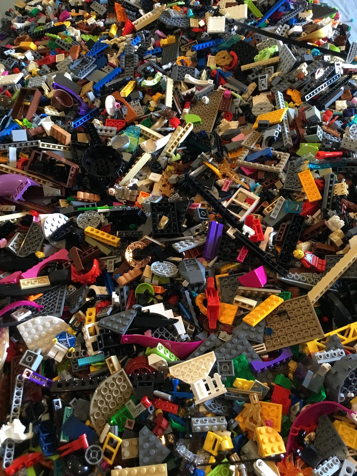 Legos by the Pound! 1 Pound of Genuine Lego Brand Pieces Randomly ...