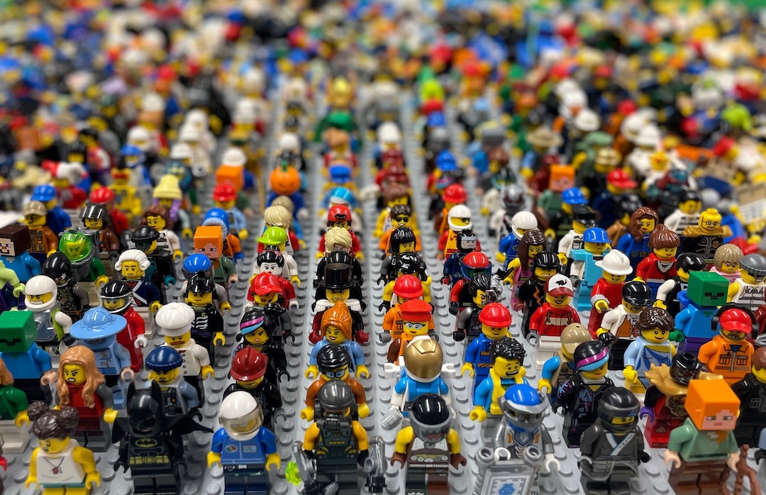 10 Lego Minifigures Randomly Picked! Huge Variety of People All With ...
