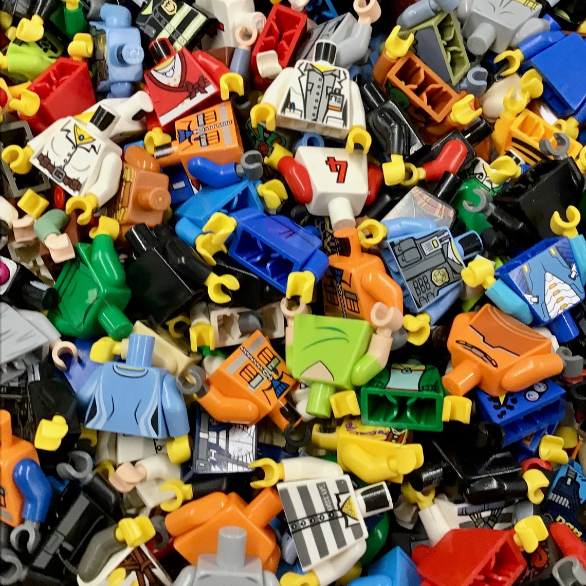 LEGO Build-your-own 50 Minifigures ~ Wedding Guestbook Special ~ Heads ...