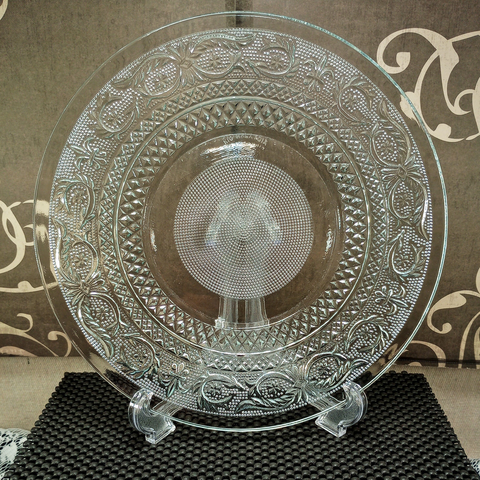 Vintage KIG Malaysia Glass Dinner Plates, Clear Glass Dinner Plates ...