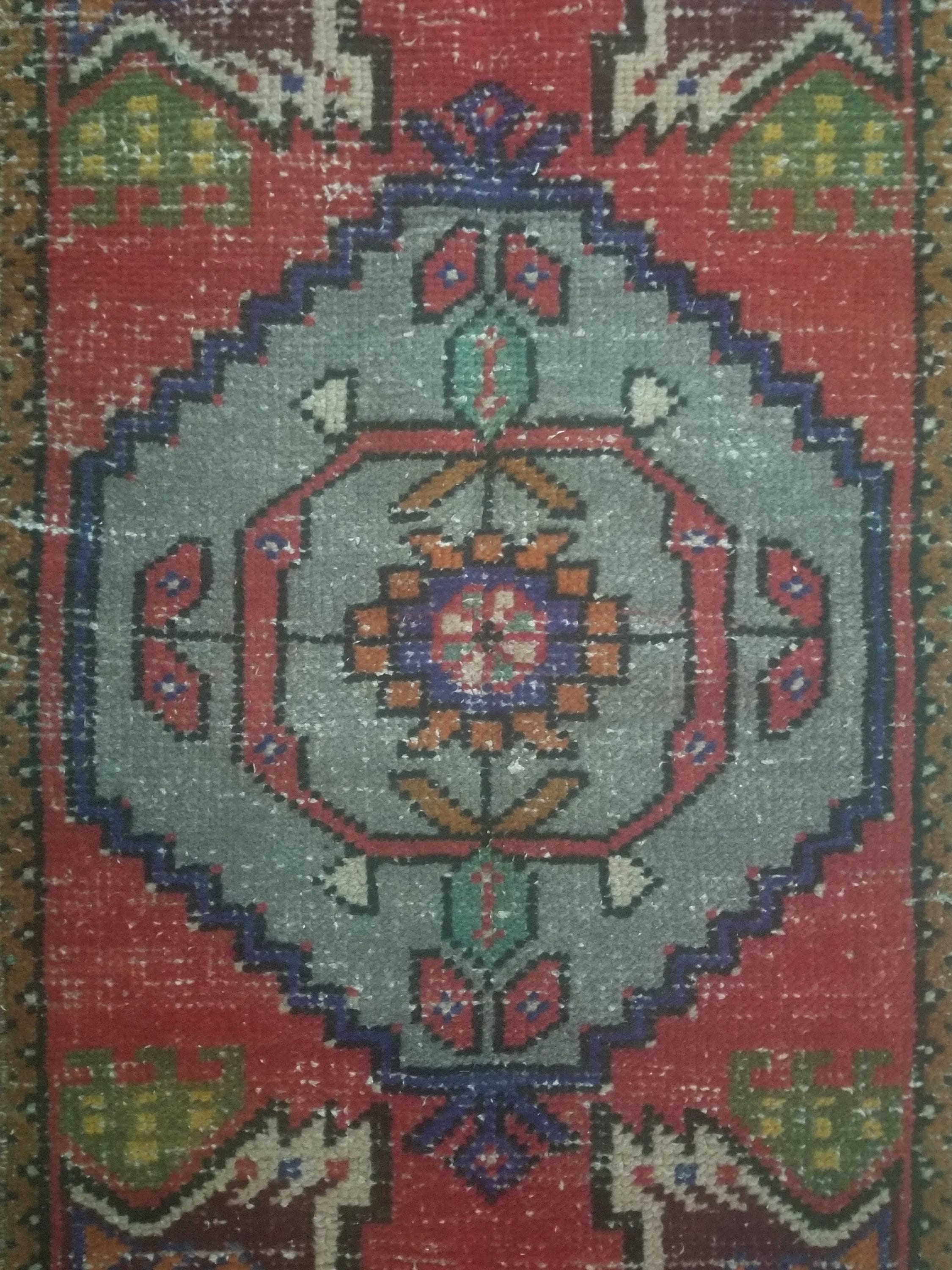 Hermosa alfombra de color rojo turco vintage anudado a mano | Etsy