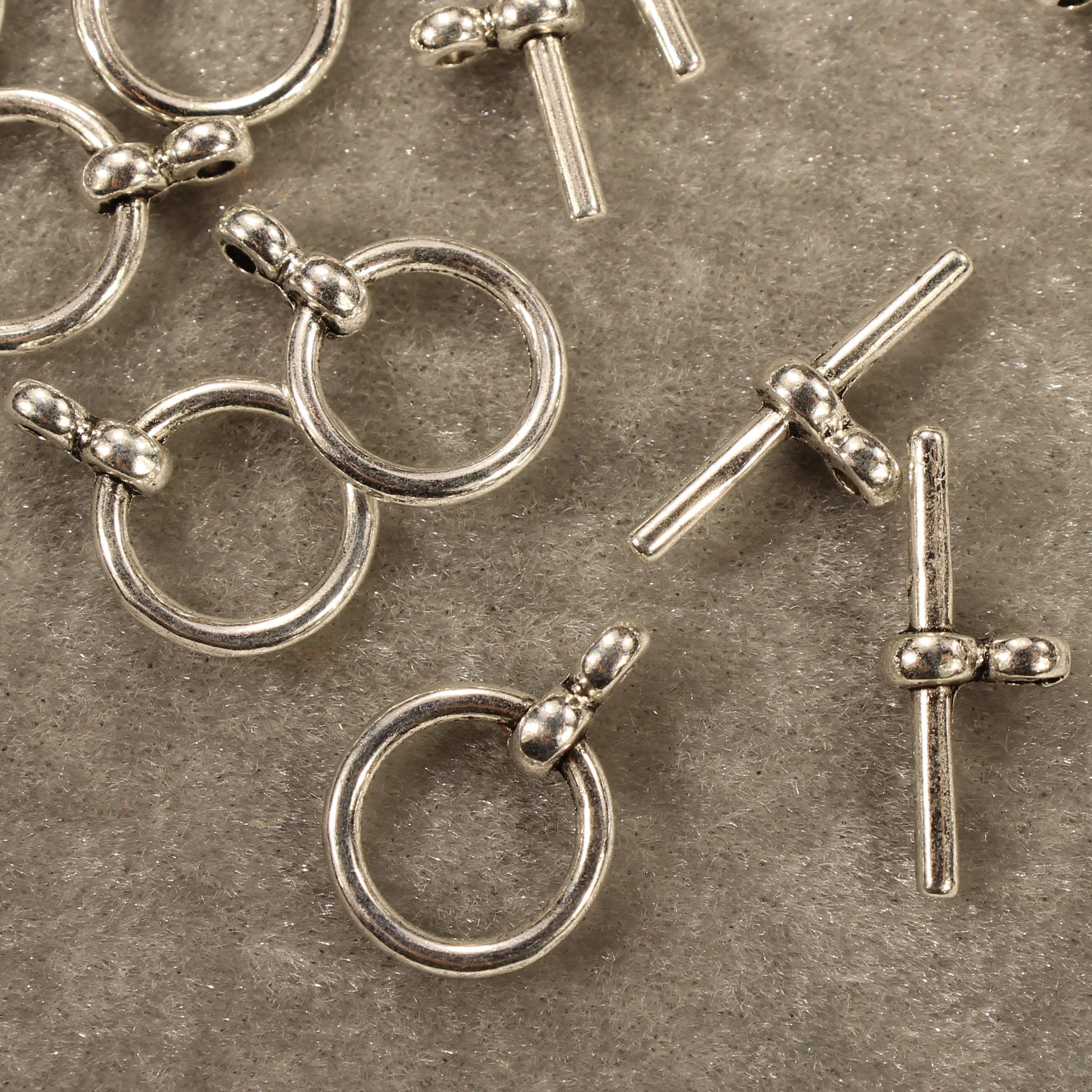 Toggle Clasp Set 17mm Circle and Bar Antique Silver Tone Jewelry ...