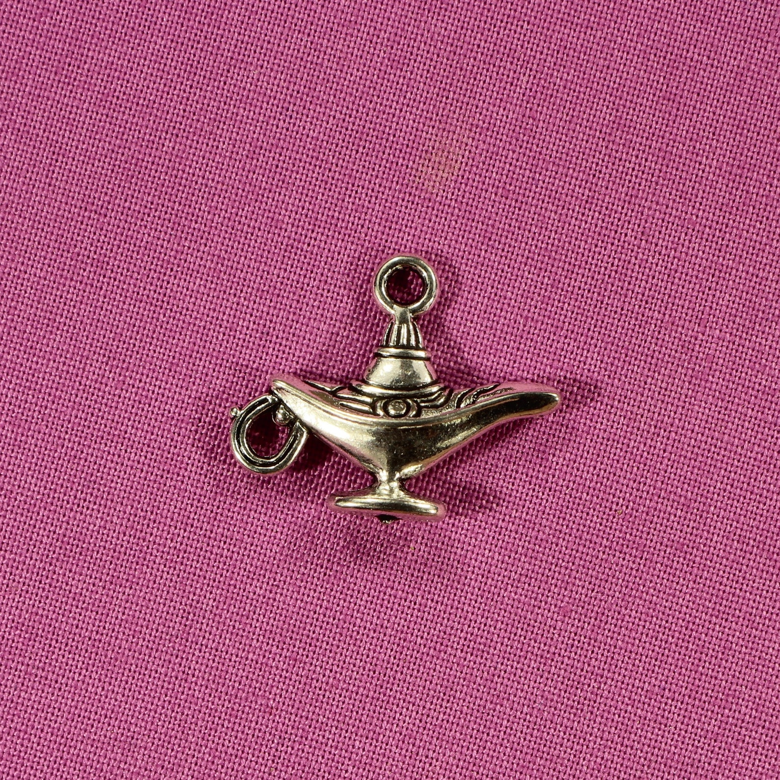 Magic Lamp 23mm Antique Silver Tone 3D Fairy Tale Charms - 0293 - Etsy