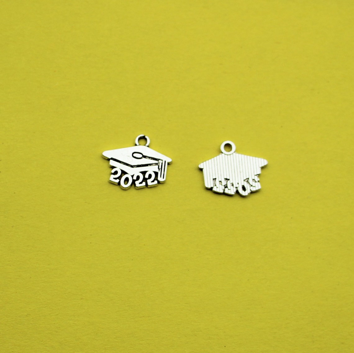 2022 Graduation Cap 18mm Antique Silver Tone Single Sided Graduate ...