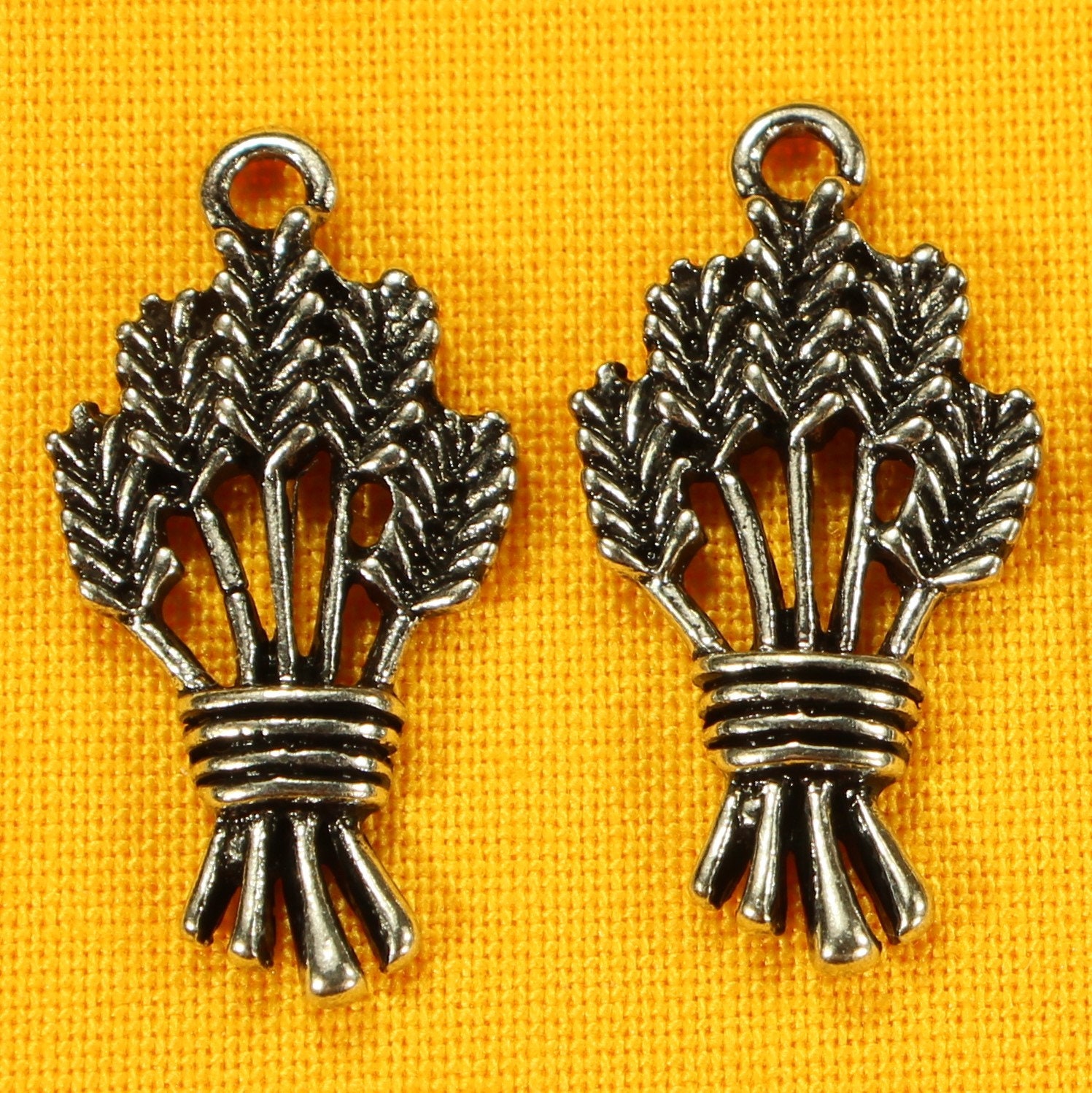 Wheat Bundle 24mm Antique Silver Tone Single Sided 2D Farming - Etsy