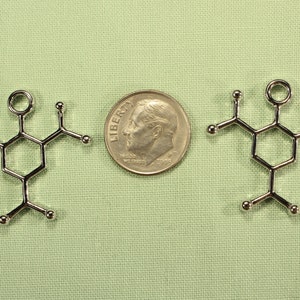 TNT Molecule 28mm Antique Silver Tone Single Sided Science Charms ...