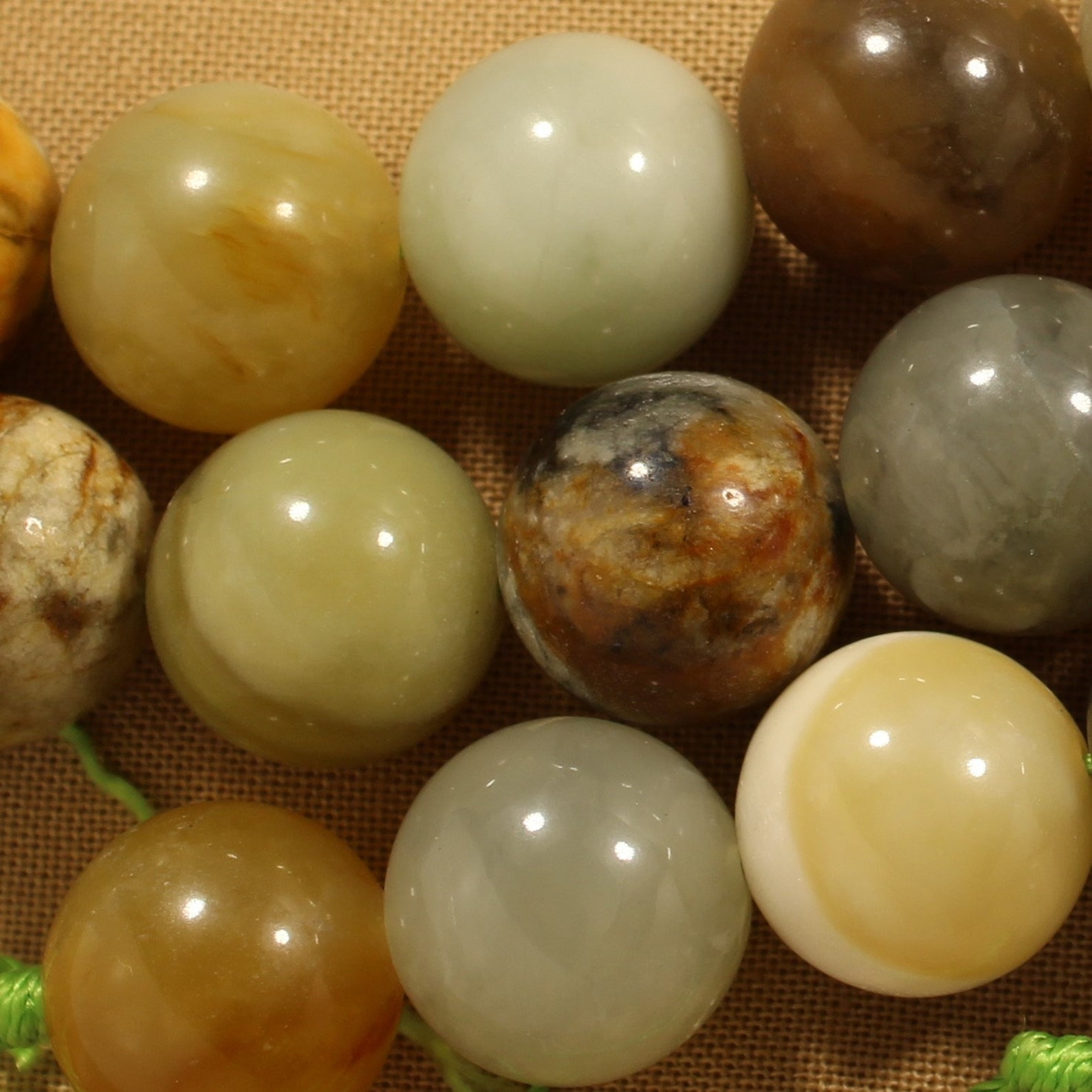 13mm Flower Jade Polished Natural Gemstone Jewelry Making Individual ...