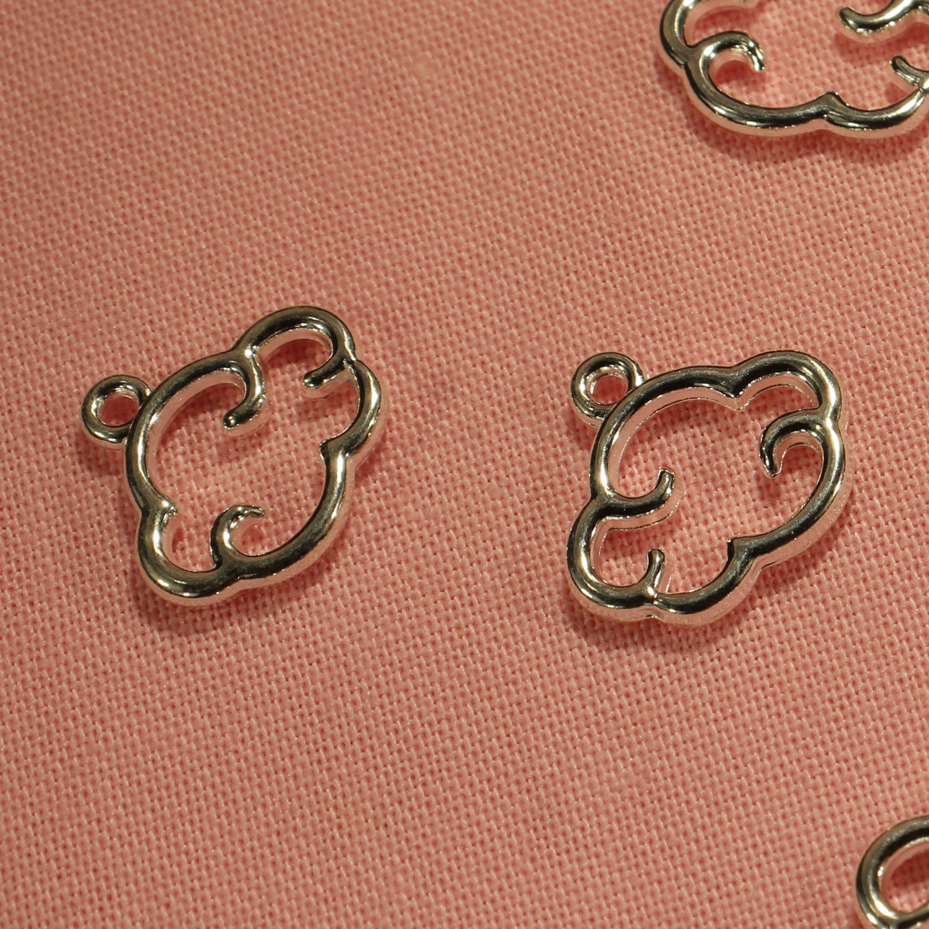 Cloud 14mm Silver Plated Double Sided Die Cut Nature Charms - 1100 - Etsy