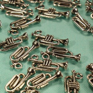 Trumpet 18mm Antique Silver Tone 3D Music Charms - 0708 - Etsy